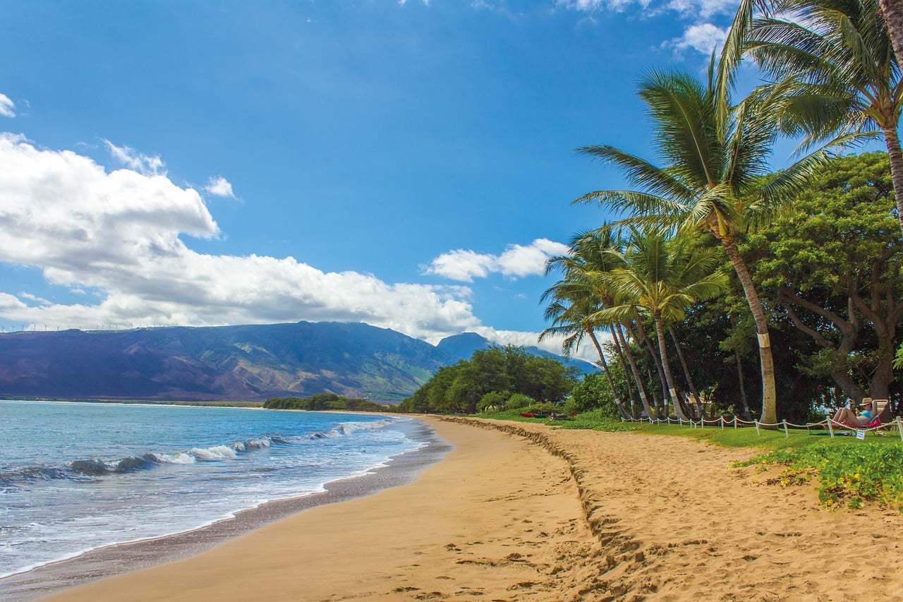The Most Romantic Getaways In Hawaii - Honeymoon Backpackers